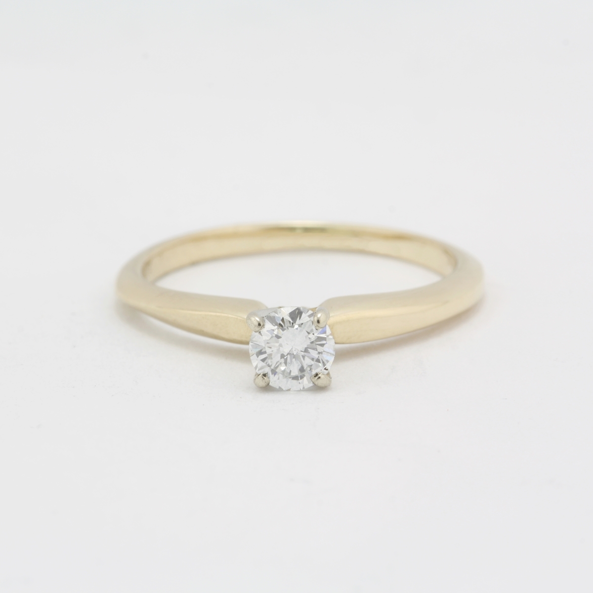 Pre-Owned Diamond Engagement Ring in 14K