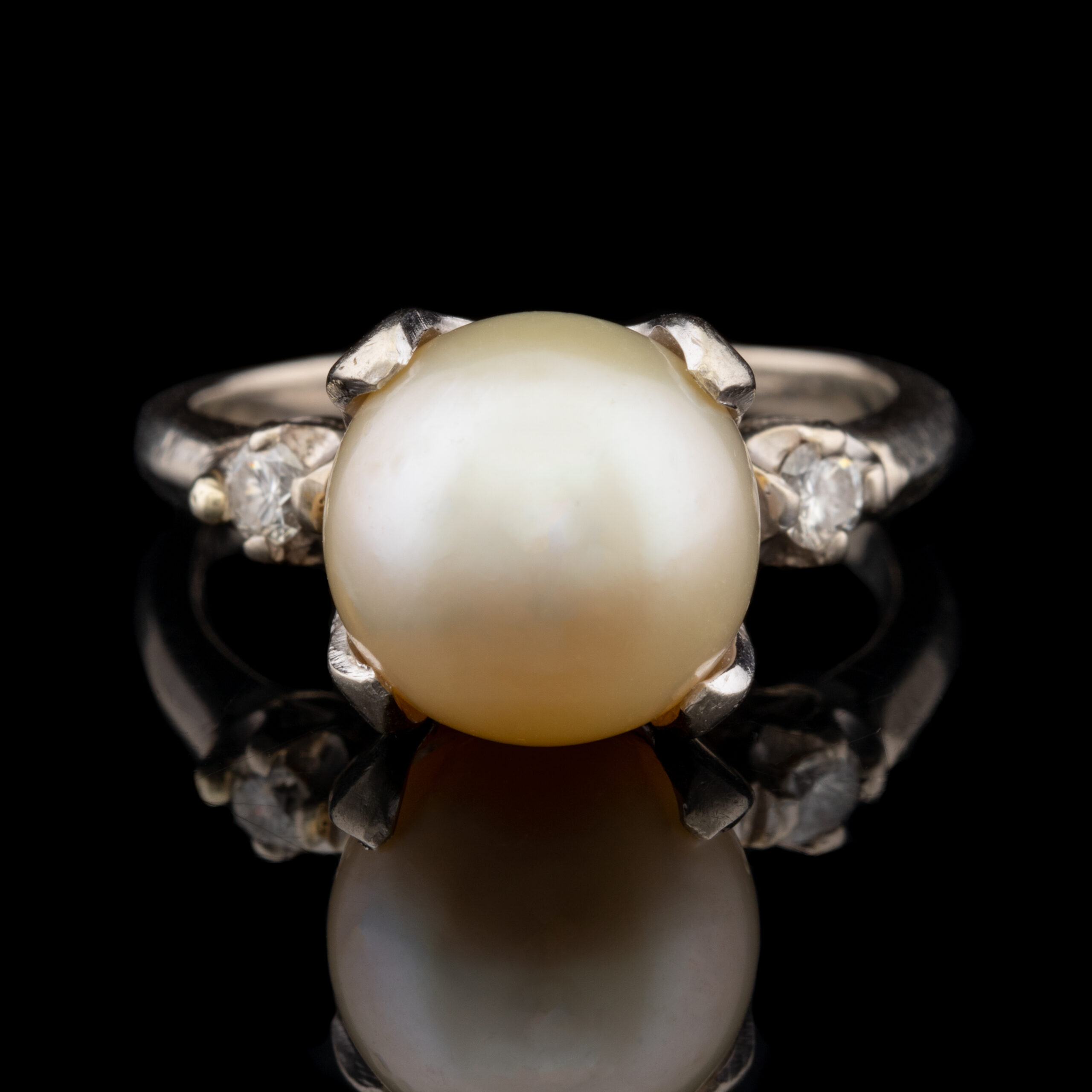 Akoya Vintage Pearl & Diamond Ring in 14K White Gold