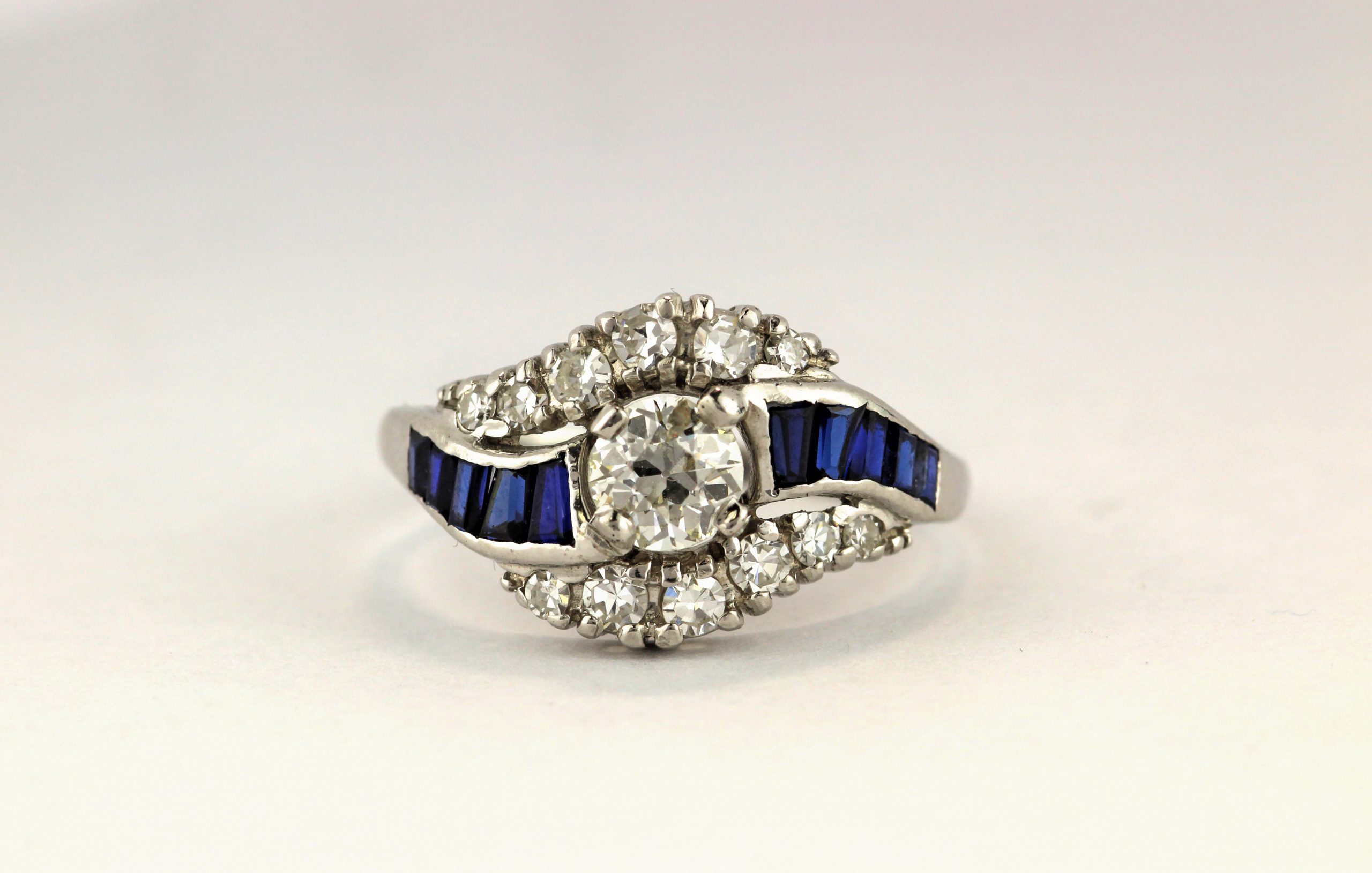 Pre owned sapphire and diamond ring store