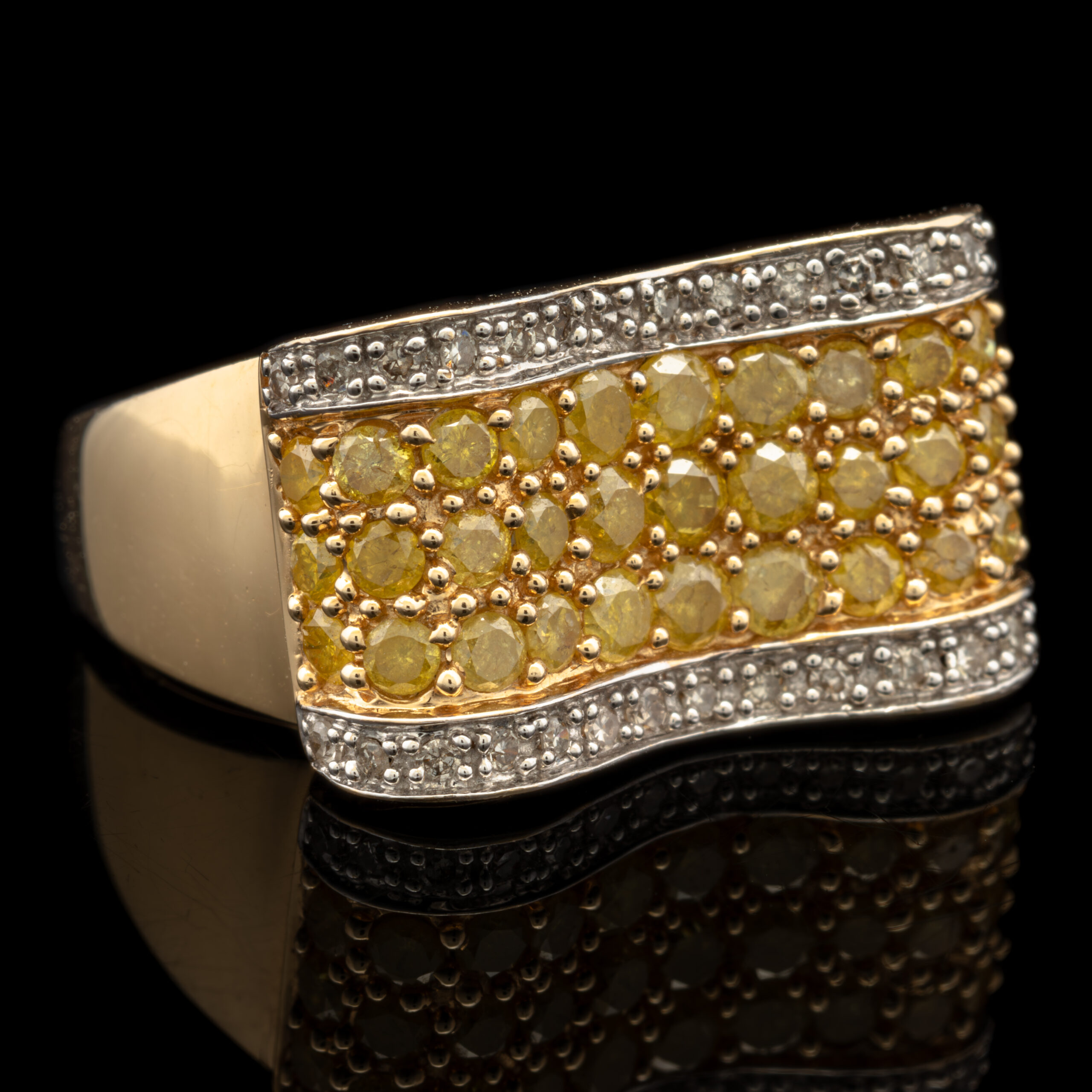 Pre-Owned 14K Diamond Ribbon Ring